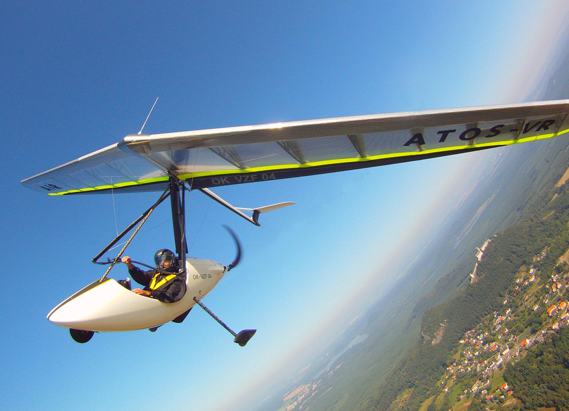 Ultralight design - Where you feel hands as your wings